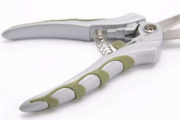 FLOWER SNIP – Stainless Steel Blade - THE MAURITIUS CO-OPERATIVE ...